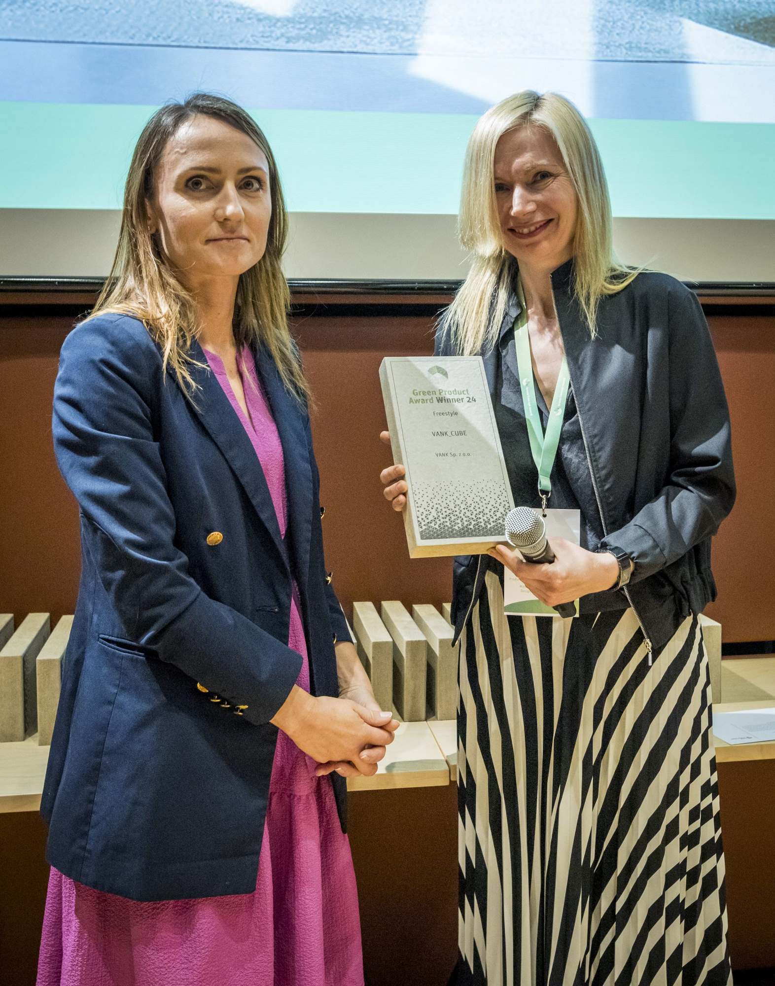 Celebrating sustainable innovation: VANK_CUBE wins Green Product Award 2024 Celebrating sustainable innovation: VANK_CUBE wins Green Product Award 2024